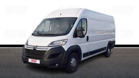 Grand Fourgon Disponible Immédiatemment | Altus Utilitaires