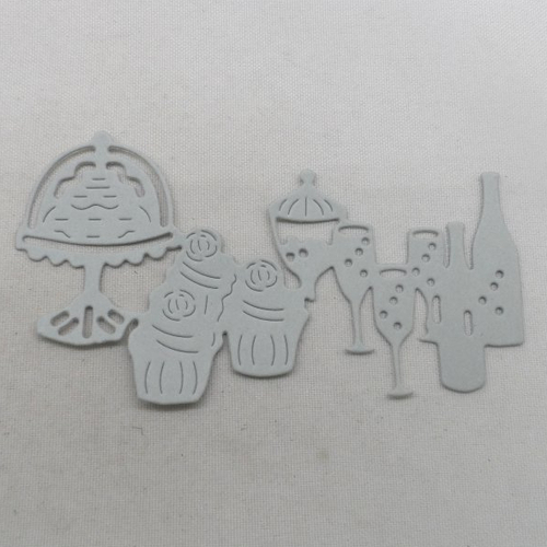 N°610 d'une "frise" buffet gâteaux verres bouteilles en papier ...