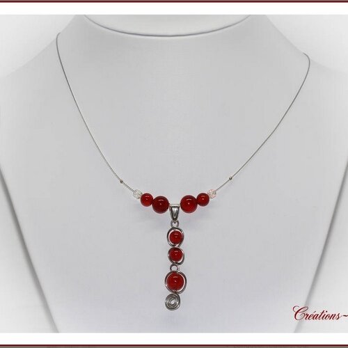 Collier en pierres naturelles :rouges-orangés - Un grand marché