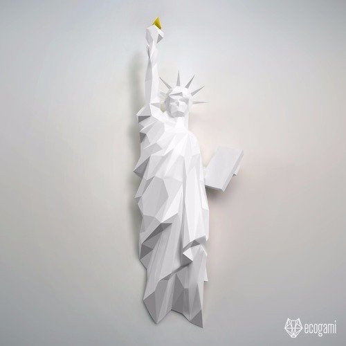 Statue de la liberté en papier - Un grand marché