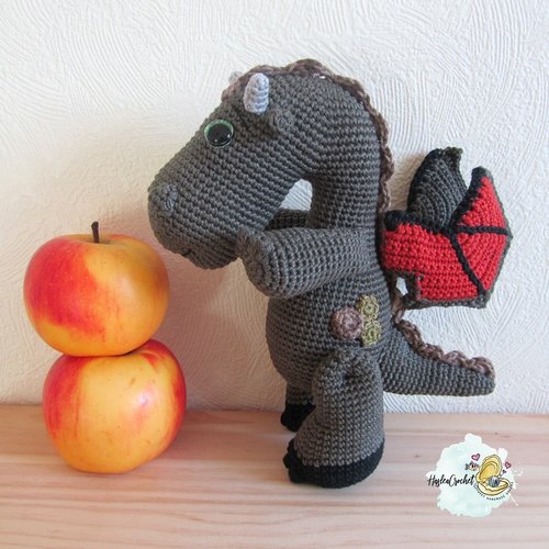 Patron tutoriel du dragon "dragonosaurus rex" - Un grand marché