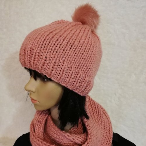 Bonnet rose femme et double snood - Un grand marché