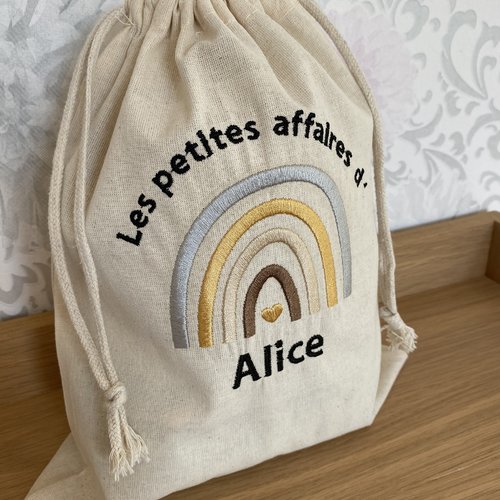 Pochon brodé et personnalisé au prénom de l’enfant 25x30cm modèle arc ...