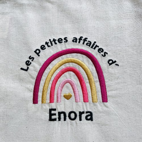 Pochon brodé et personnalisé au prénom de l’enfant 25x30cm modèle arc ...