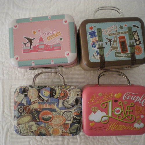 Boite decorative en metal - valisette n ° 1 - Un grand marché