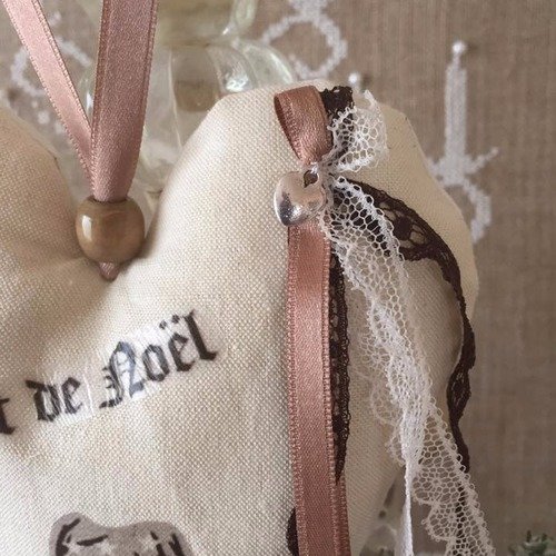 * coeur cerf *esprit de noel ** dentelle de calais - Un grand marché