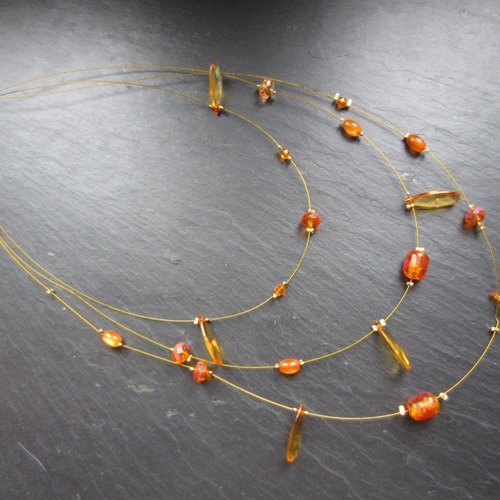 Collier orange multi rangs - Un grand marché