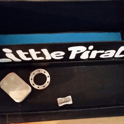 Organiseur de bureau / set de bureau pirate emblême tête de mort - Un grand marché