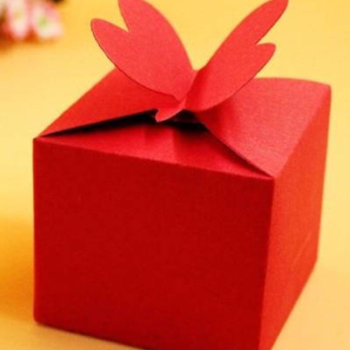 Boite cadeau papillon idéal pour anniversaire, noel, baptême, mariage ...