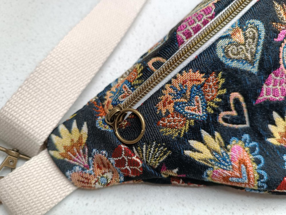 Sac banane corazon,fait main en france,banane multicolore, - Un grand ...