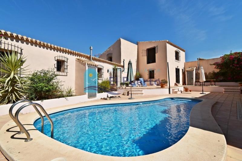 House for sale in Mazarrón, Ref: AHU-001518 - SpainHouses.net