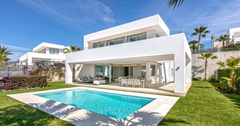 Chalet for sale in Rio Real, Marbella, Ref: NZV-527-02032P ...
