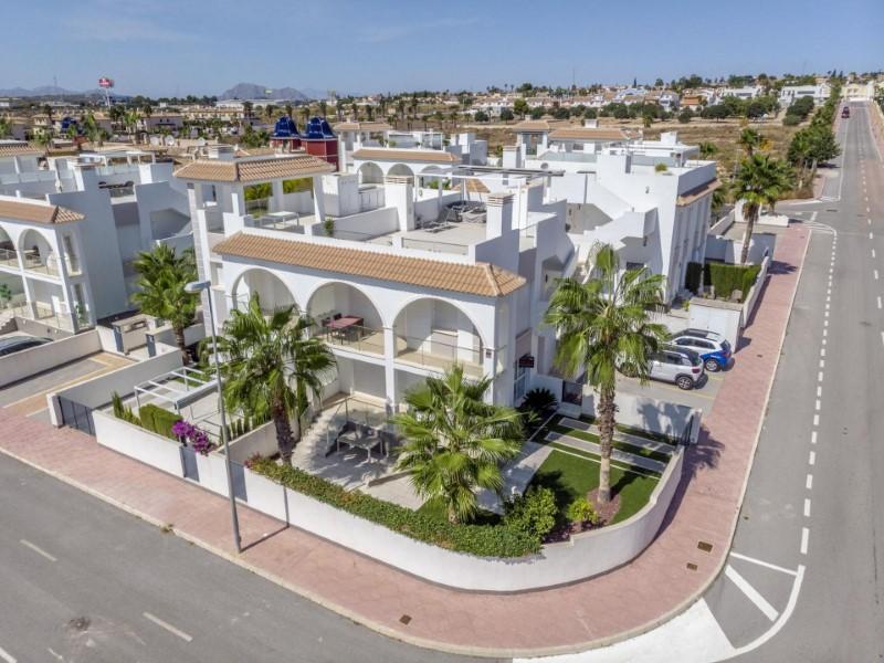 Bungalow for sale in Ciudad Quesada, Ref: FZA-4-B-Z965 - SpainHouses.net