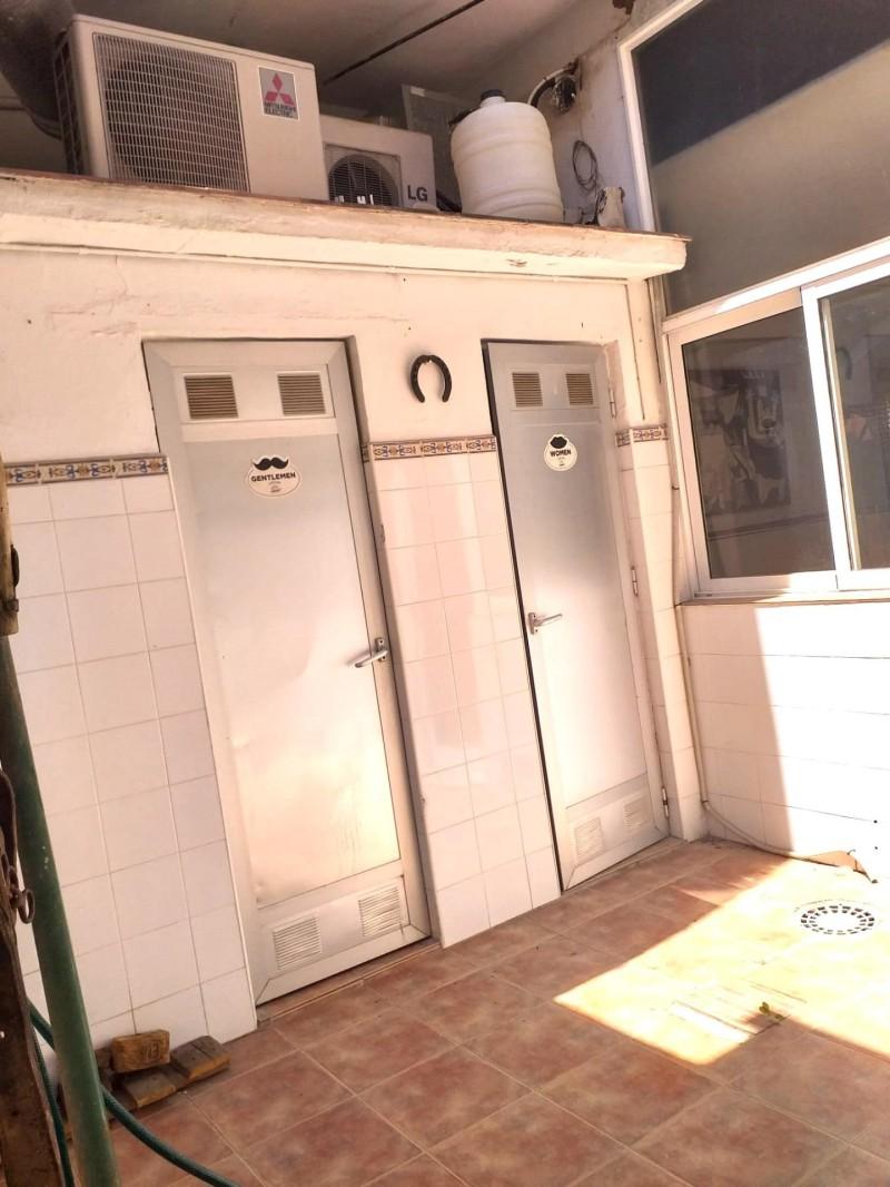 Premises for sale in Moncada, Ref: VZDP-LCX23 - SpainHouses.net