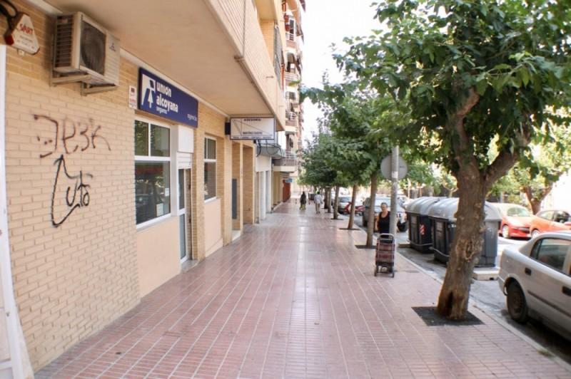 Premises for sale in Centro Urbano, Benidorm, Ref: QUGW-PLT0D ...