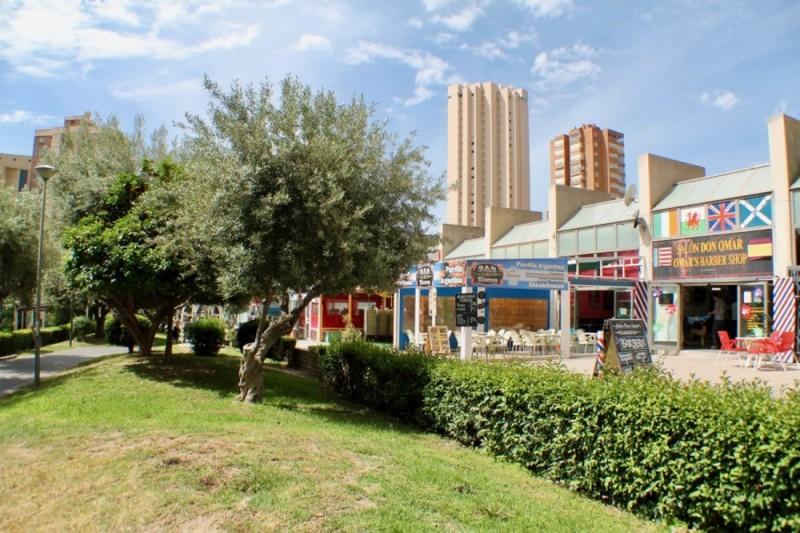 Local en venta en Zona Rincón Bajo-Av. de Europa, Benidorm, Ref: UJU-D ...