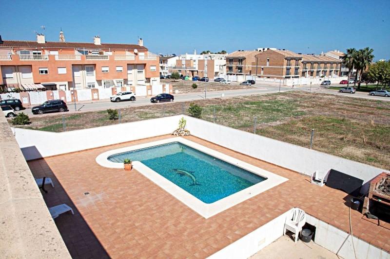 Chalet for sale in Piles, Ref: QLS-SMA-250210 - SpainHouses.net