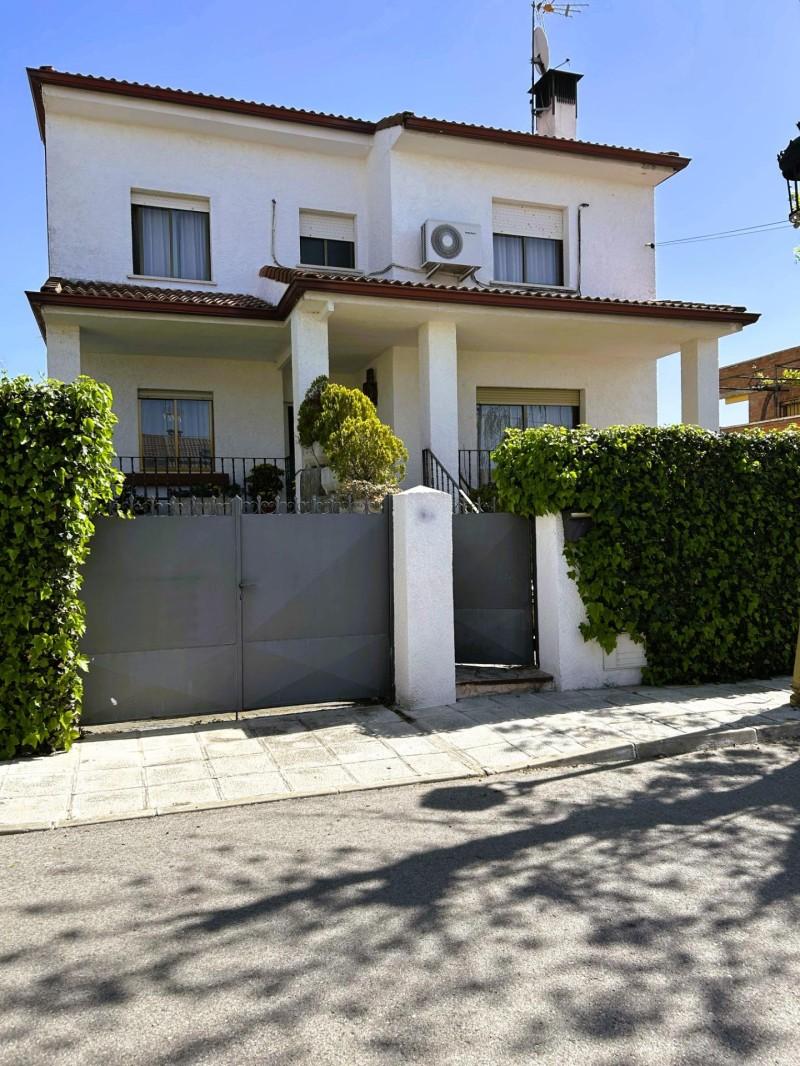 Chalet en venta en Alovera, Ref: ZZN-13185-LRT - SpainHouses.net