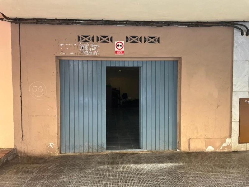 Premises for sale in Centro Urbano, Benidorm, Ref: UJU-D-02050 ...