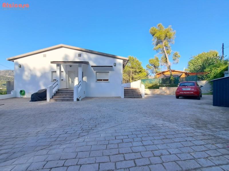 Chalet for sale in Urbanitzacions i Pedanies Sud, Alzira, Ref: EBH ...