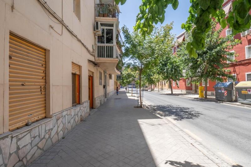 Premises for sale in Granada, Ref: RWW-C12851 - SpainHouses.net