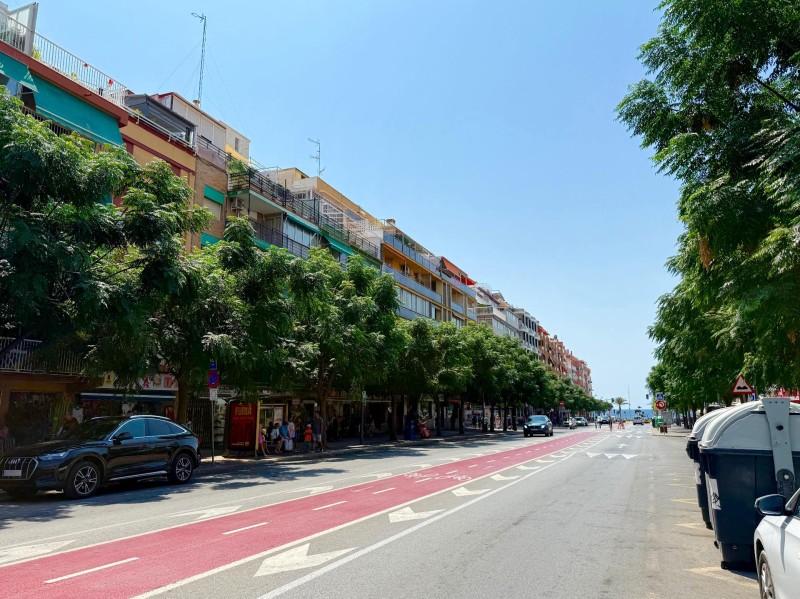 Apartment for sale in Centro Urbano, Benidorm, Ref: QUGW-LE2B ...